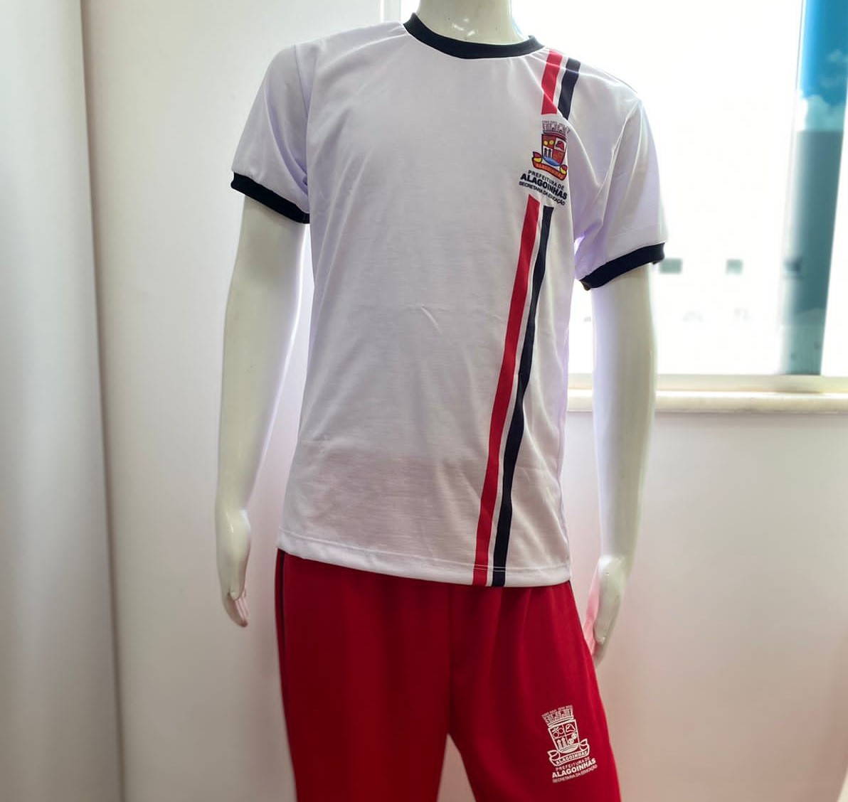 Pela primeira vez na história, Prefeitura de Alagoinhas entrega ...